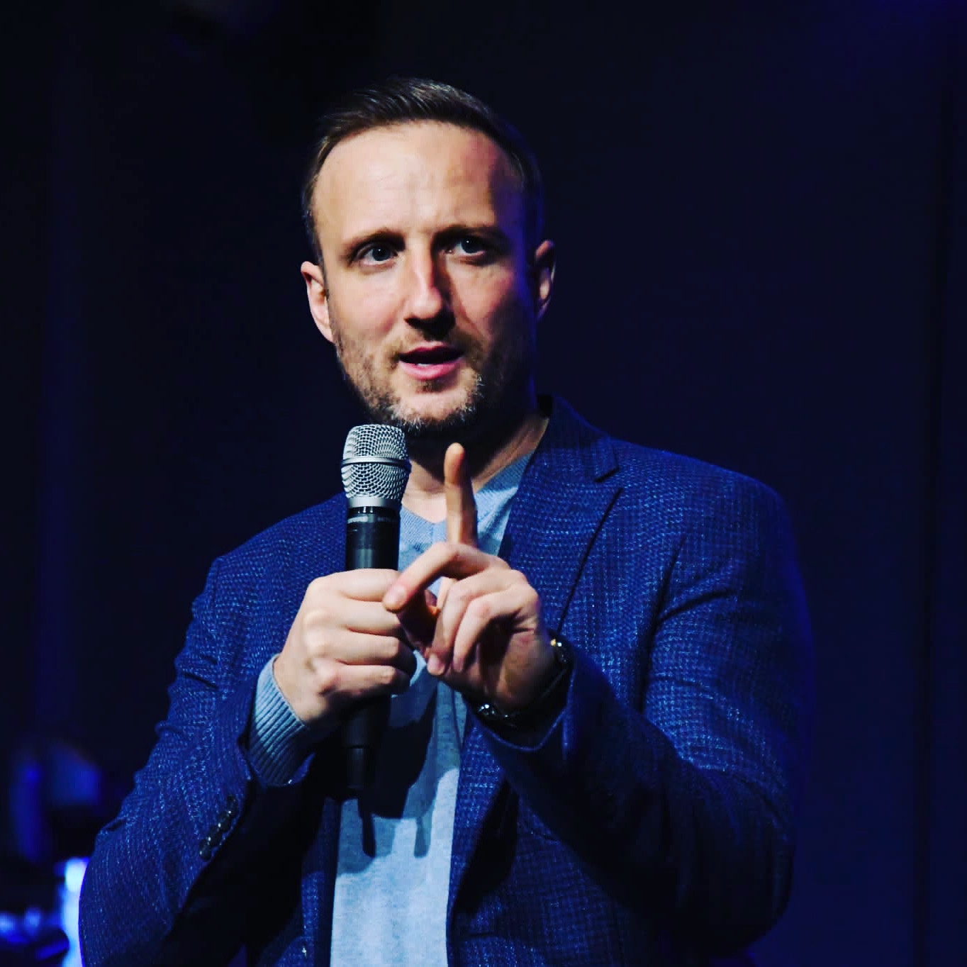 Oprește – Toni Berbece